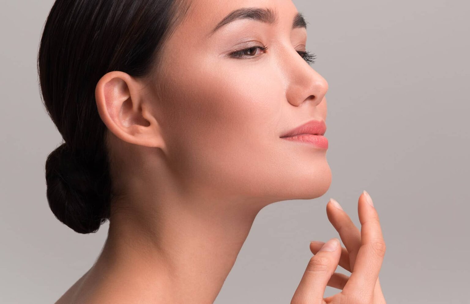 Les différents signes d’un menton fuyant | Dr Petit | Paris